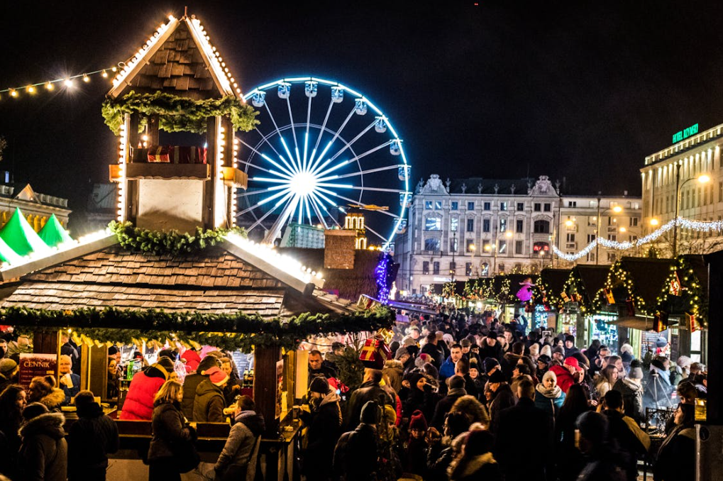 Les 10 meilleurs marchés de Noël à visiter au Royaume-Uni en 2025 | Sim ...