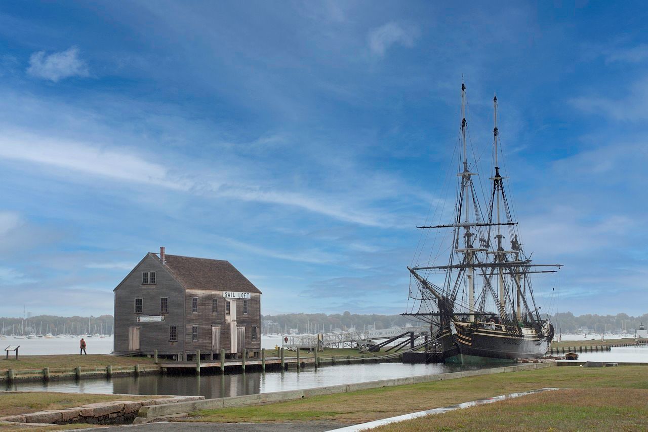 Haunted History: The Best Time to Visit Salem, Massachusetts | Sim Local